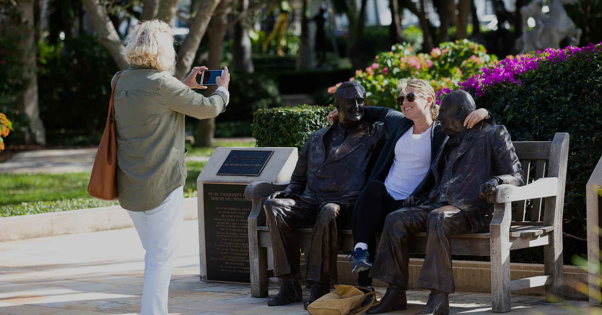 Join Our Mailing List – The Society of the Four Arts